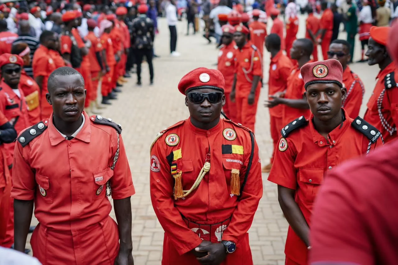 Disgruntled “foot soldiers” put Bobi wine on the spot. – Tambuza Post